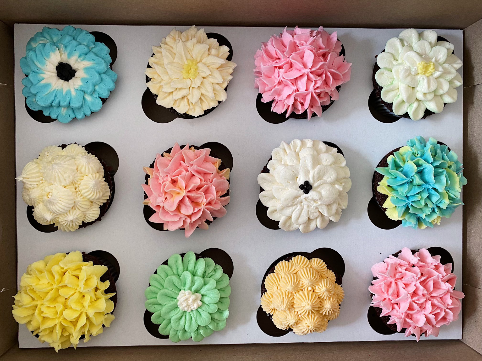 Custom Cupcakes - Treats By T